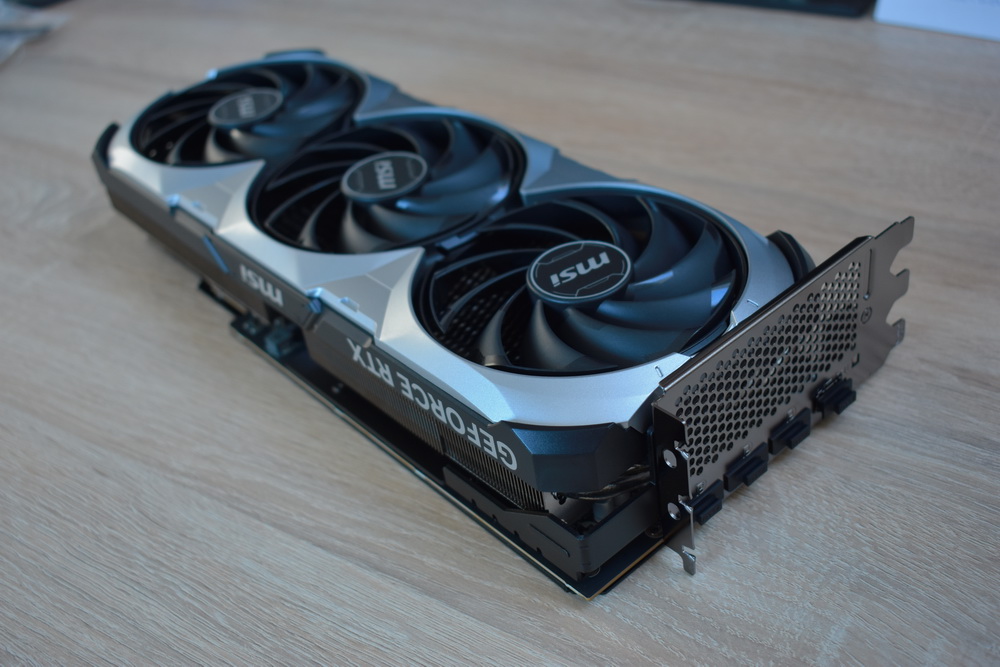 Nvidia's Geforce RTX 4080 - Lohnt sich die preisintensive Grafikkarte ...
